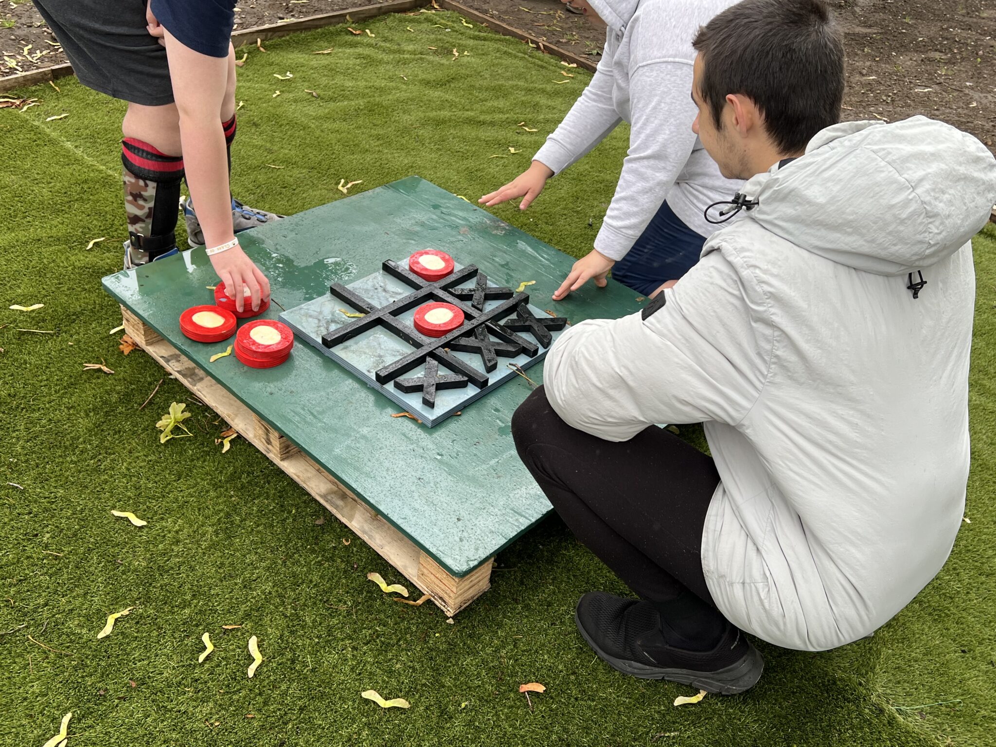 Newark & Sherwood News Journal Sensory garden opens at school thanks to ...
