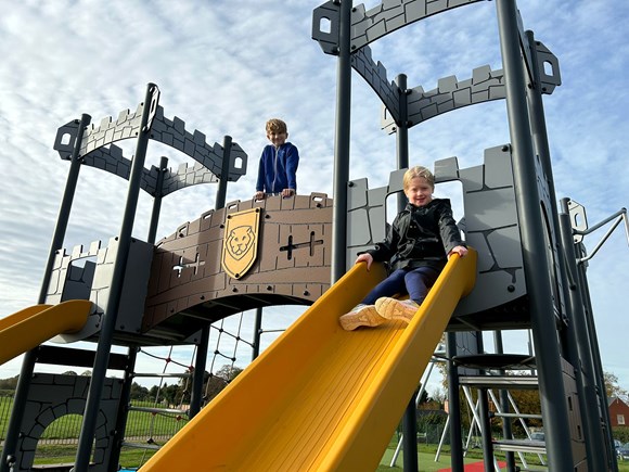 Newark & Sherwood News Journal New look for play areas at Newark town ...